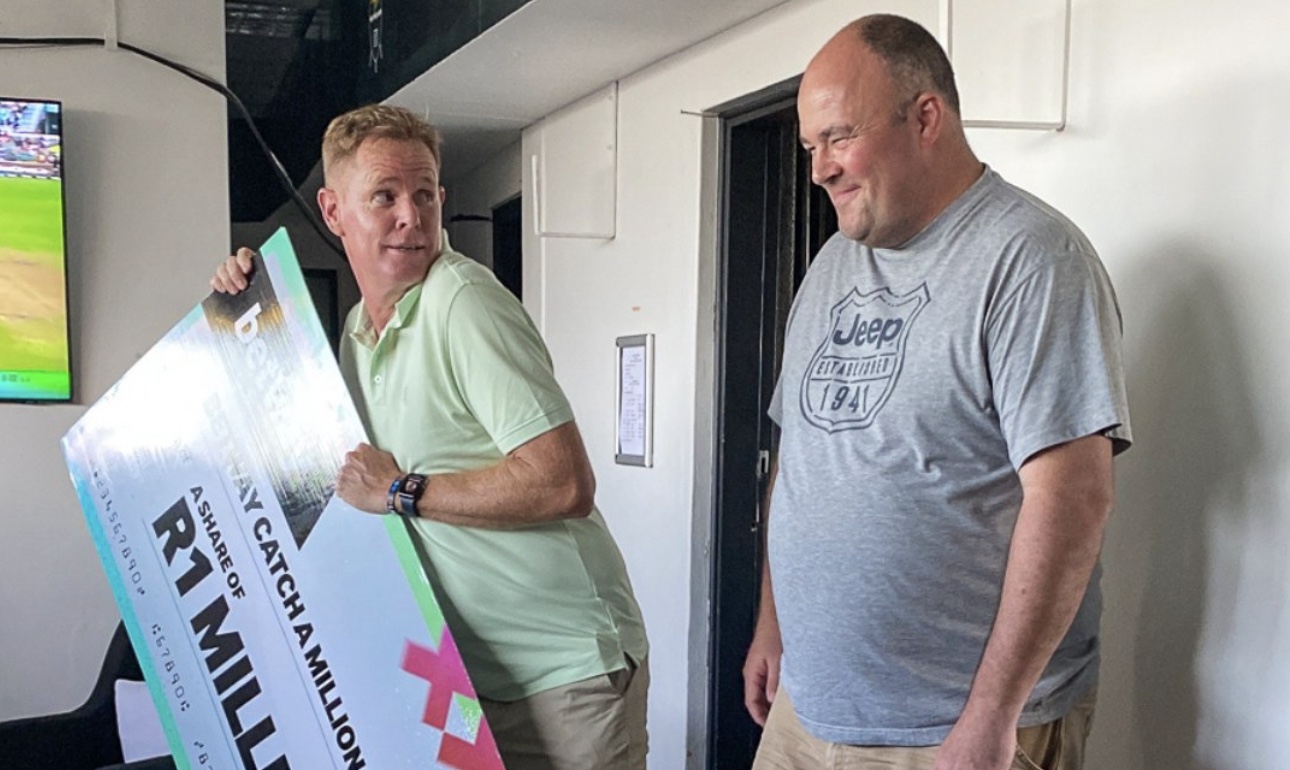 Watch: Fan takes million-rand catch at SA20