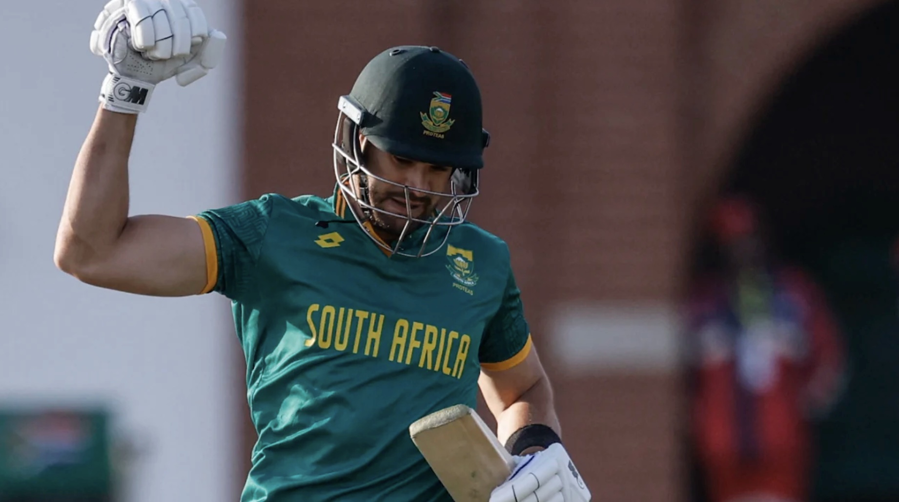 Markram, spinners keep series alive