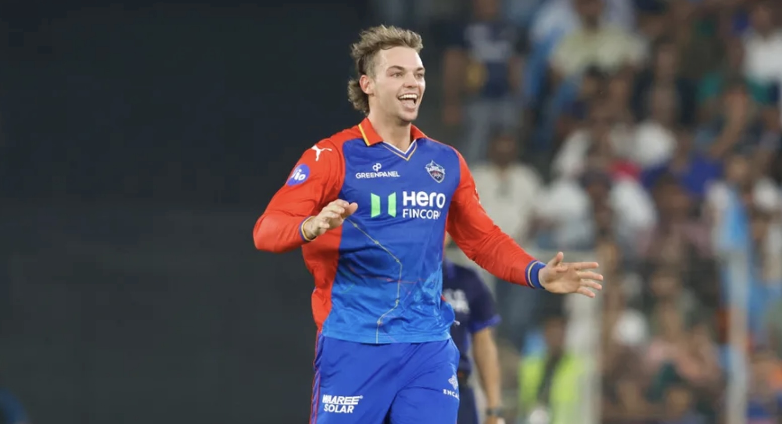Stubbs has a ball as Delhi hammer Gujarat