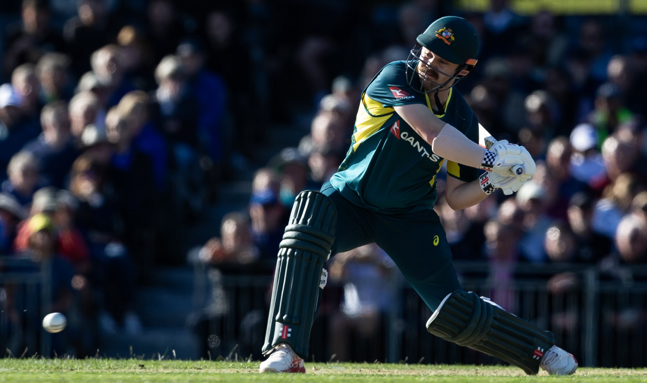 Australia break powerplay record in T20I win