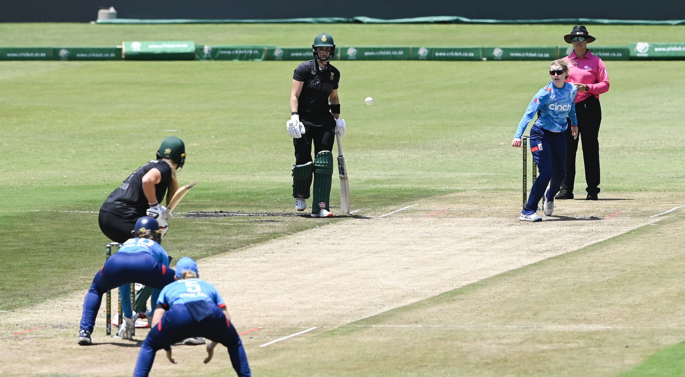 Dean puts Proteas Women in a spin